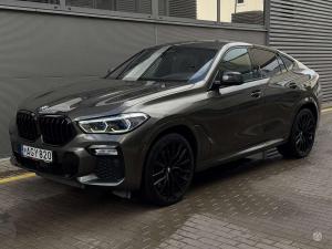 Grey BMW X6 2021 in Vilnius, with an engine capacity of 4.40 L and mileage of 136 thousand km for 53450 €, photo 3 on AUTOMOTO.COM.LV