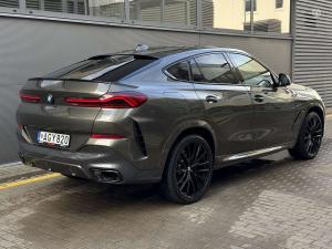 Grey BMW X6 2021 in Vilnius, with an engine capacity of 4.40 L and mileage of 136 thousand km for 53450 €, photo 4 on AUTOMOTO.COM.LV
