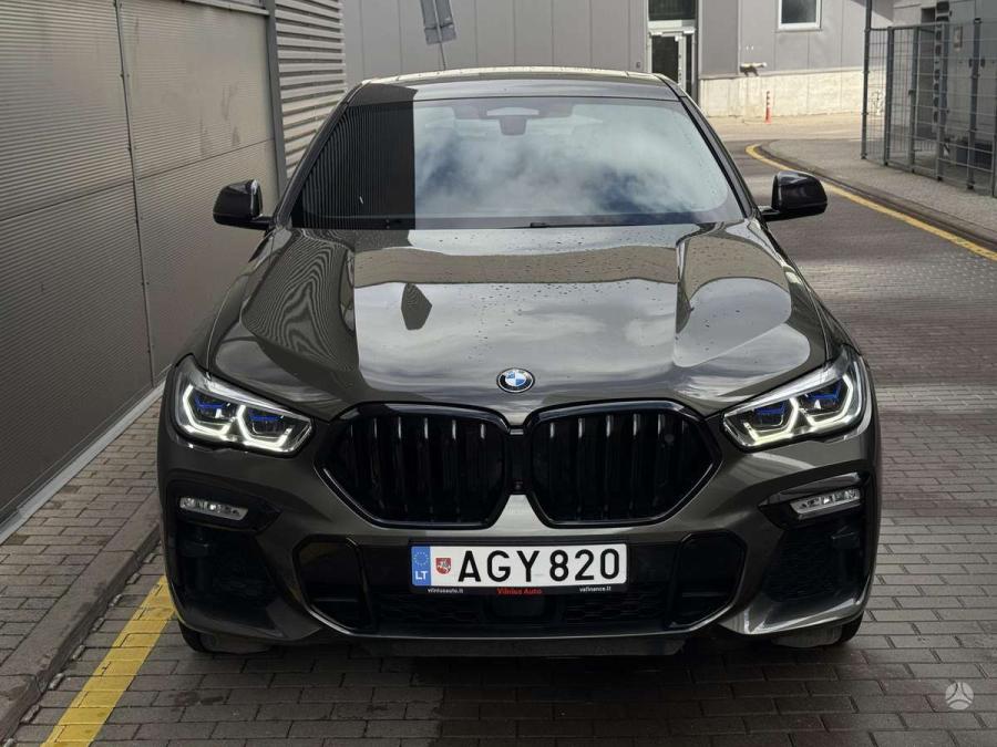 Grey BMW X6 2021 in Vilnius, with an engine capacity of 4.40 L and mileage of 136 thousand km for 53450 €, photo 6 on AUTOMOTO.COM.LV