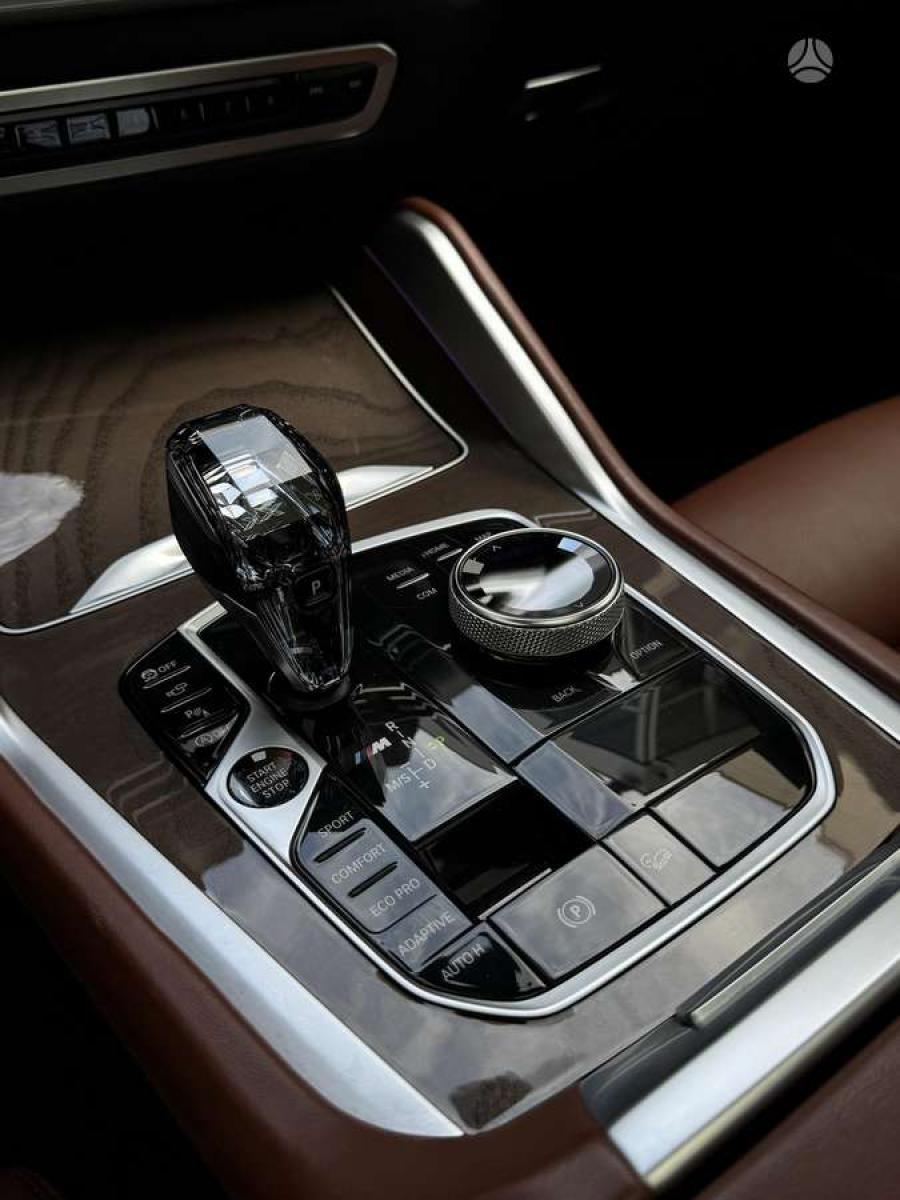 Grey BMW X6 2021 in Vilnius, with an engine capacity of 4.40 L and mileage of 136 thousand km for 53450 €, photo 26 on AUTOMOTO.COM.LV