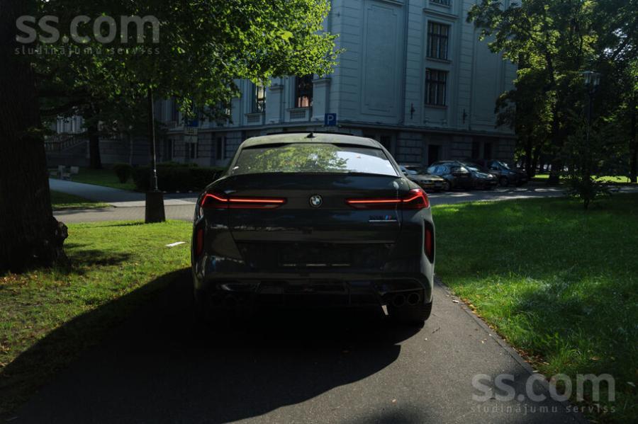 Pelēks BMW X6 2021 Rīga, ar dzinēja tilpumu 4.40 L un nobraukumu 50 tūkst. km par 69900 €, foto 5 vietnē AUTOMOTO.COM.LV