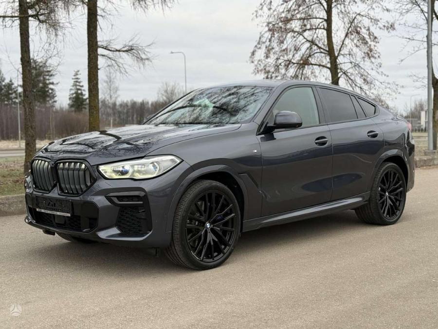 Grey BMW X6 2022 in Panevezys, with an engine capacity of 2.99 L and mileage of 111 thousand km for 49900 €, photo 2 on AUTOMOTO.COM.LV