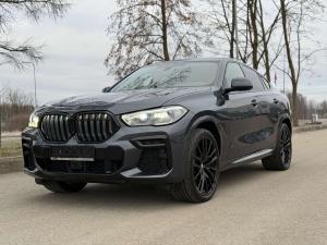 Grey BMW X6 2022 in Panevezys, with an engine capacity of 2.99 L and mileage of 111 thousand km for 49900 €, photo 3 on AUTOMOTO.COM.LV