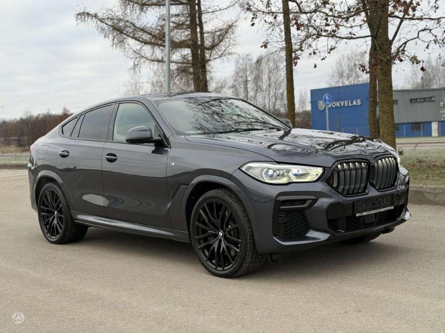 Grey BMW X6 2022 in Panevezys, with an engine capacity of 2.99 L and mileage of 111 thousand km for 49900 €, photo 6 on AUTOMOTO.COM.LV