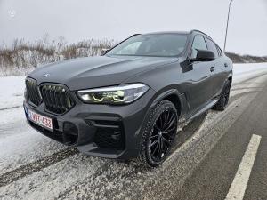 Grey BMW X6 2022 in Siauliai, with an engine capacity of 3.00 L and mileage of 147 thousand km for 54900 €, photo  on AUTOMOTO.COM.LV