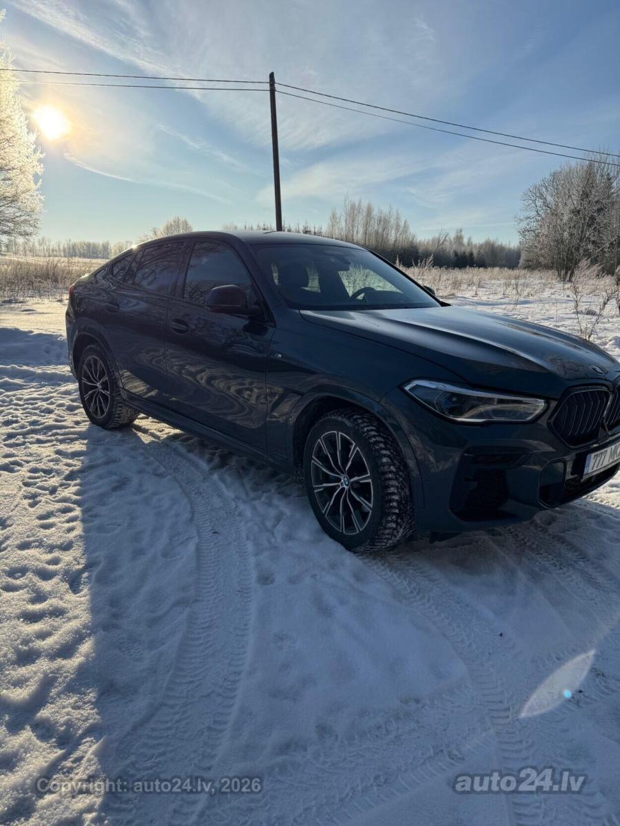 Pelēks BMW X6 2022 Tallina, ar dzinēja tilpumu 3.00 L un nobraukumu 85 tūkst. km par 71700 €, foto 1 vietnē AUTOMOTO.COM.LV