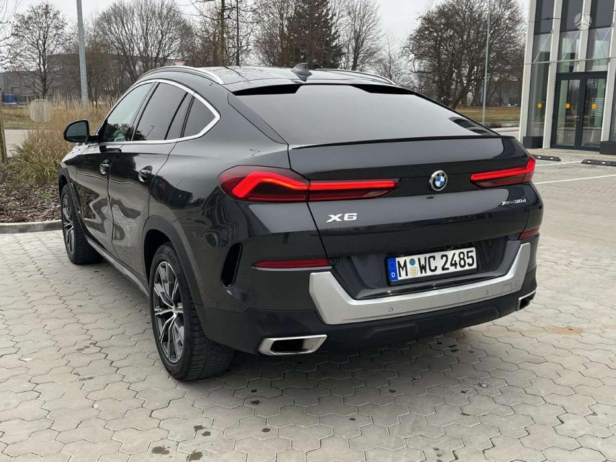 Pelēks BMW X6 2022 Viļņa, ar dzinēja tilpumu 2.99 L un nobraukumu 92 tūkst. km par 57900 €, foto 4 vietnē AUTOMOTO.COM.LV