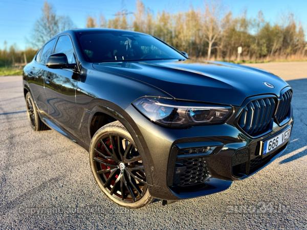 Grey BMW X6 2022 in Tallinn, with an engine capacity of 3.00 L and mileage of 40 thousand km for 69999 €, photo 1 on AUTOMOTO.COM.LV