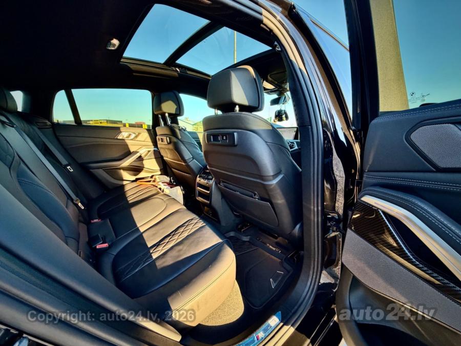 Grey BMW X6 2022 in Tallinn, with an engine capacity of 3.00 L and mileage of 40 thousand km for 69999 €, photo 16 on AUTOMOTO.COM.LV