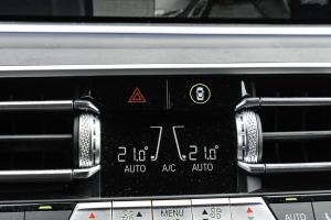 Grey BMW X6 2022 in Marupe, with an engine capacity of 3.00 L and mileage of 103 thousand km for 61850 €, photo 26 on AUTOMOTO.COM.LV
