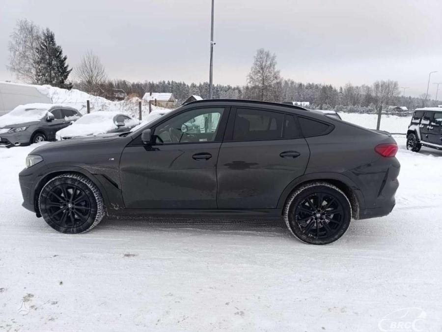 Pelēks BMW X6 2023 Viļņa, ar dzinēja tilpumu 3.00 L un nobraukumu 71 tūkst. km par 68000 €, foto 3 vietnē AUTOMOTO.COM.LV