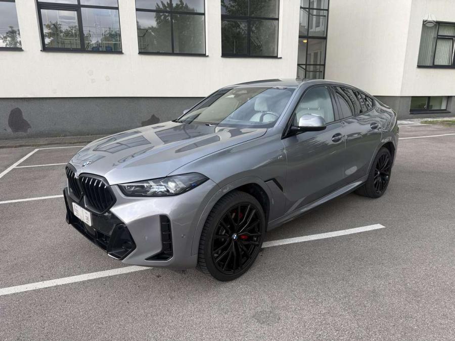 Pelēks BMW X6 2023 Kauņa, ar dzinēja tilpumu 3.00 L un nobraukumu 115 tūkst. km par 59999 €, foto 1 vietnē AUTOMOTO.COM.LV