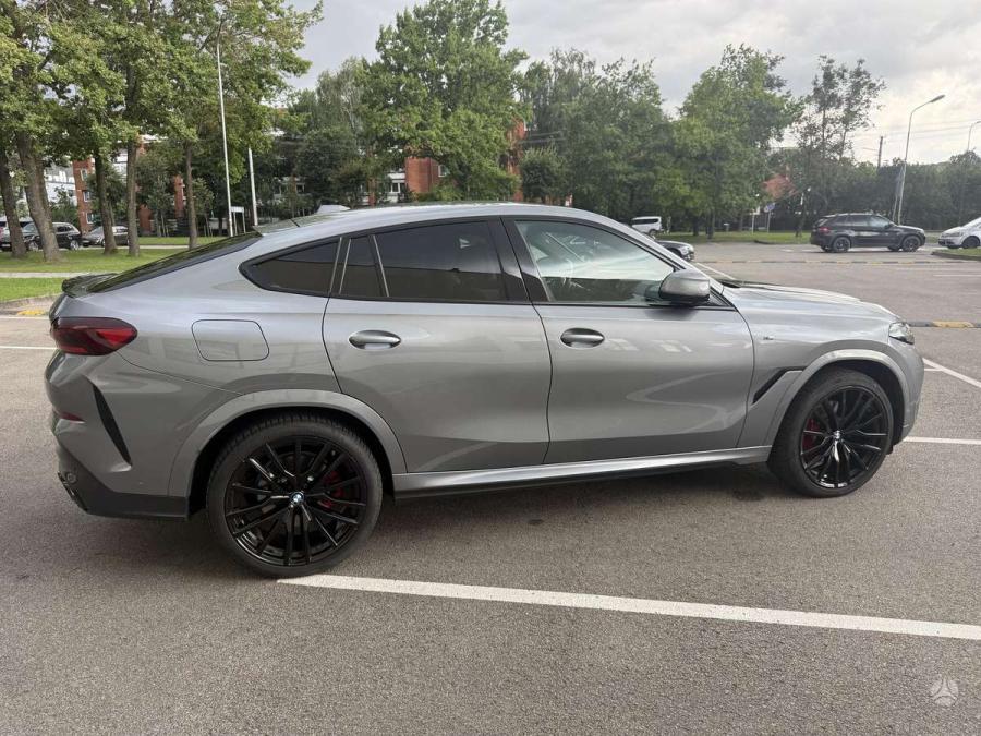 Pelēks BMW X6 2023 Kauņa, ar dzinēja tilpumu 3.00 L un nobraukumu 115 tūkst. km par 59999 €, foto 12 vietnē AUTOMOTO.COM.LV