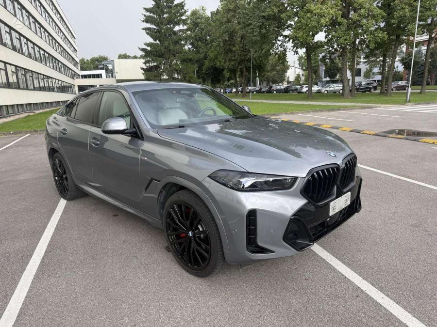 Pelēks BMW X6 2023 Kauņa, ar dzinēja tilpumu 3.00 L un nobraukumu 115 tūkst. km par 59999 €, foto 13 vietnē AUTOMOTO.COM.LV