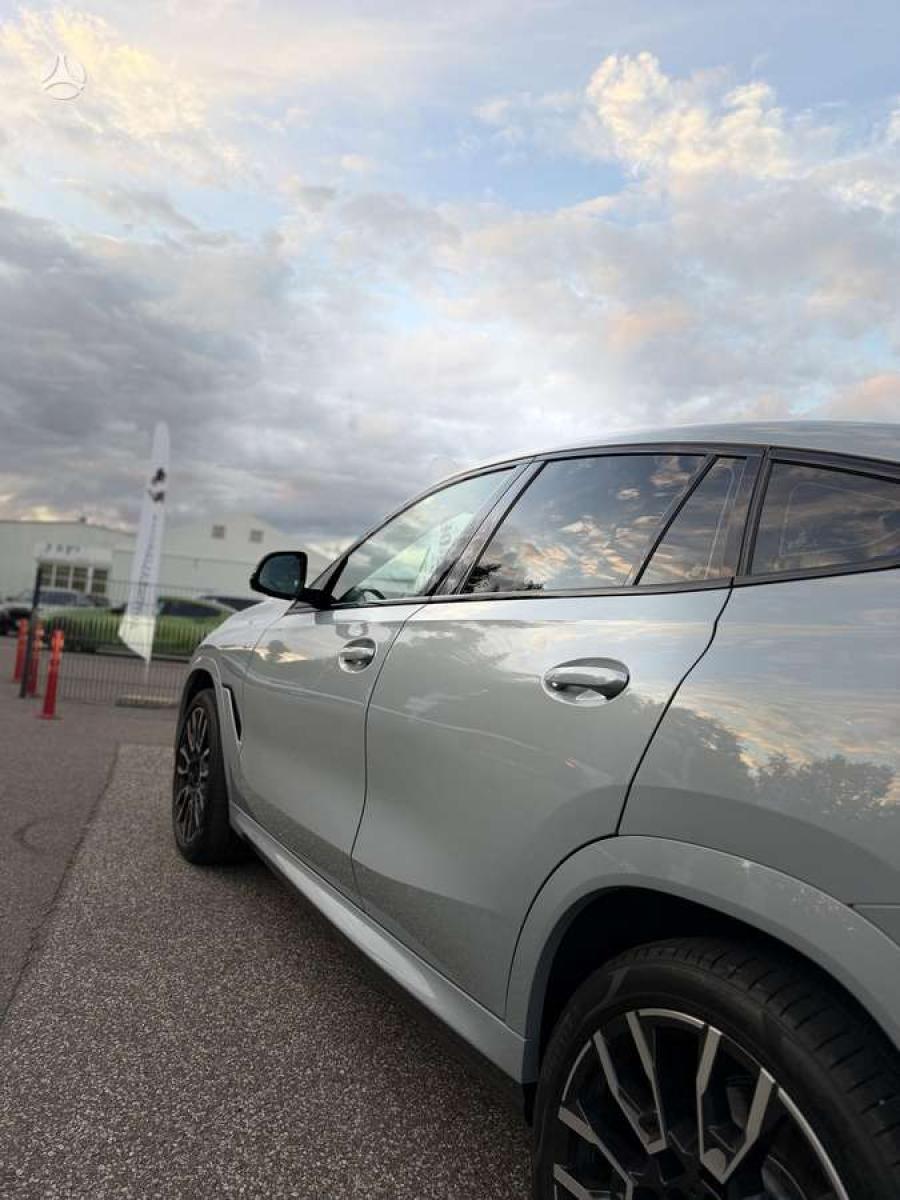 Grey BMW X6 2023 in Vilnius, with an engine capacity of 2.99 L and mileage of 122 thousand km for 65500 €, photo 14 on AUTOMOTO.COM.LV