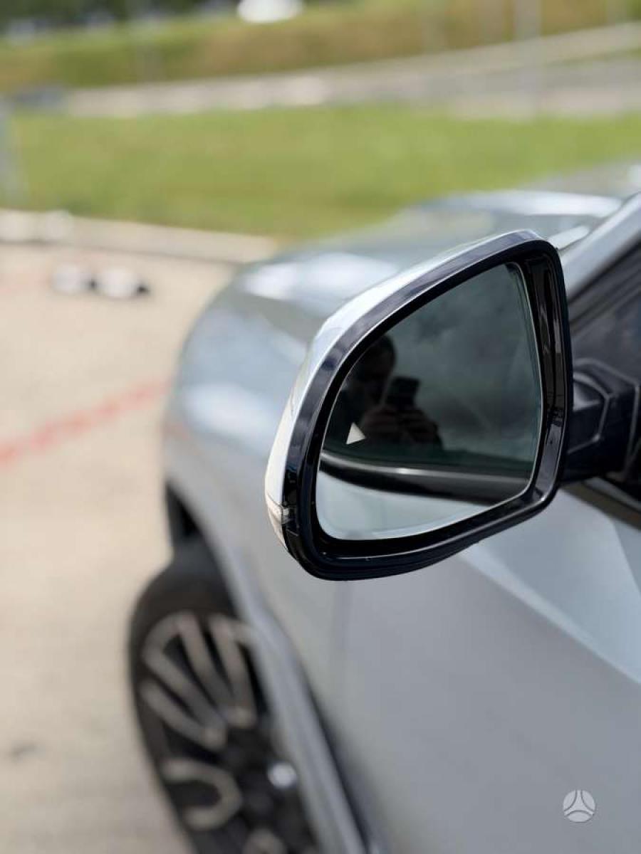 Grey BMW X6 2023 in Vilnius, with an engine capacity of 2.99 L and mileage of 122 thousand km for 65500 €, photo 35 on AUTOMOTO.COM.LV
