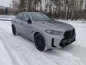 Grey BMW X6 2024 in Kaunas, with an engine capacity of 2.99 L and mileage of 59 thousand km for 87500 €, photo  on AUTOMOTO.COM.LV