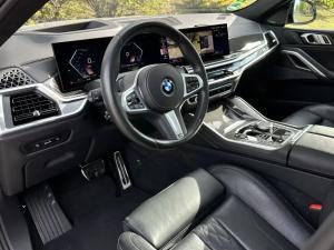 Pelēks BMW X6 2024 Rīga, ar dzinēja tilpumu 3.00 L un nobraukumu 26 tūkst. km par 89900 €, foto 9 vietnē AUTOMOTO.COM.LV