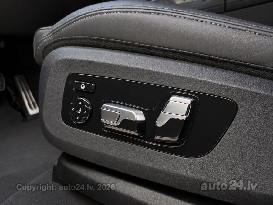 Серый БМВ Х6 2024 в Таллин, объемом двигателя 3.00 л и пробегом 31 тыс. км за 89000 €, фото 18 на AUTOMOTO.COM.LV