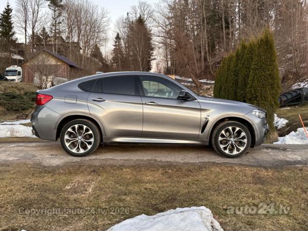 Pelēks BMW X6 2015 Tallina, ar dzinēja tilpumu 3.00 L un nobraukumu 313 tūkst. km par 18300 €, foto 7 vietnē AUTOMOTO.COM.LV