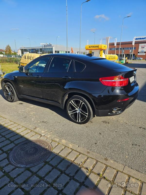 Pelēks BMW X6 2011 Tallina, ar dzinēja tilpumu 3.00 L un nobraukumu 231 tūkst. km par 13300 €, foto 1 vietnē AUTOMOTO.COM.LV