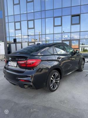 Melns BMW X6 M 2015 Panevēža, ar dzinēja tilpumu 2.99 L un nobraukumu 84 tūkst. km par 23000 €, foto 6 vietnē AUTOMOTO.COM.LV