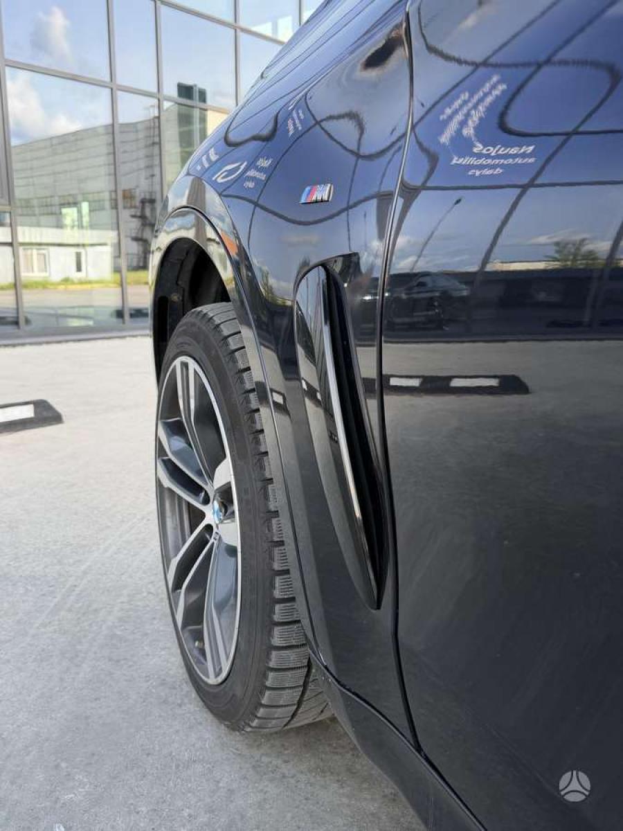 Melns BMW X6 M 2015 Panevēža, ar dzinēja tilpumu 2.99 L un nobraukumu 84 tūkst. km par 23000 €, foto 9 vietnē AUTOMOTO.COM.LV