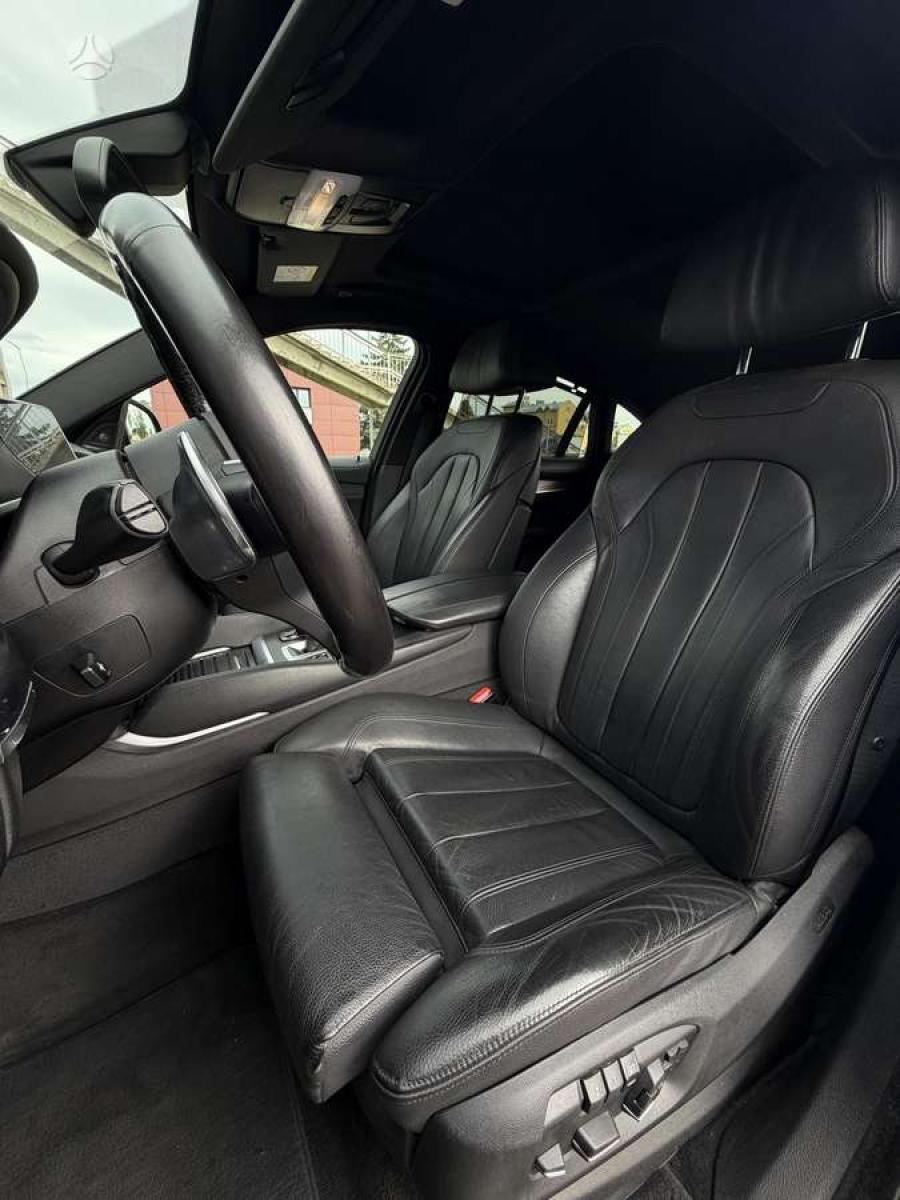 Melns BMW X6 M 2015 Panevēža, ar dzinēja tilpumu 2.99 L un nobraukumu 84 tūkst. km par 23000 €, foto 18 vietnē AUTOMOTO.COM.LV