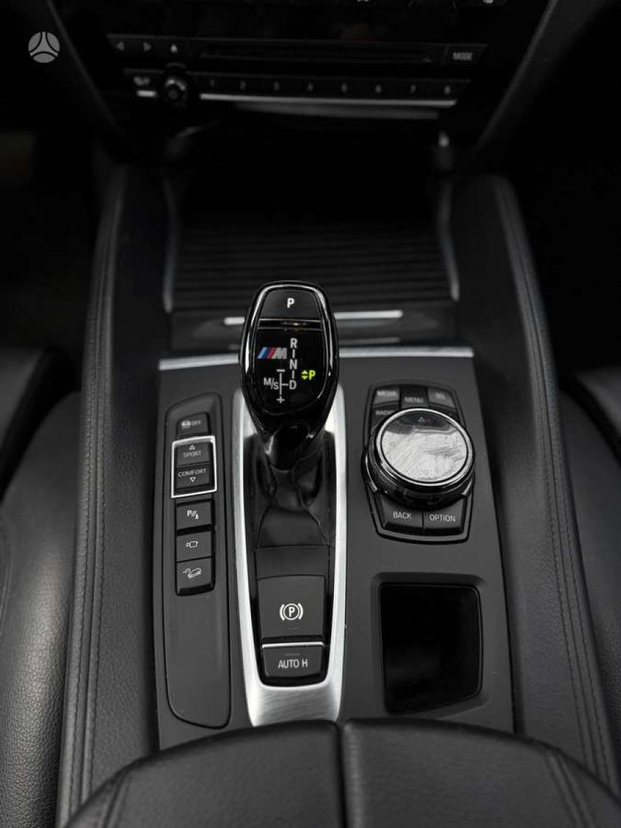 Melns BMW X6 M 2015 Panevēža, ar dzinēja tilpumu 2.99 L un nobraukumu 84 tūkst. km par 23000 €, foto 25 vietnē AUTOMOTO.COM.LV