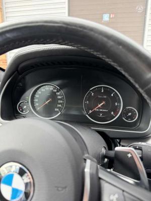 Melns BMW X6 M 2015 Panevēža, ar dzinēja tilpumu 2.99 L un nobraukumu 84 tūkst. km par 23000 €, foto 26 vietnē AUTOMOTO.COM.LV