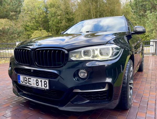 Black BMW X6 M 2015 in Siauliai, with an engine capacity of 2.99 L and mileage of 230 thousand km for 25800 €, photo 1 on AUTOMOTO.COM.LV