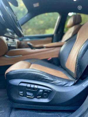 Black BMW X6 M 2015 in Siauliai, with an engine capacity of 2.99 L and mileage of 230 thousand km for 25800 €, photo 35 on AUTOMOTO.COM.LV