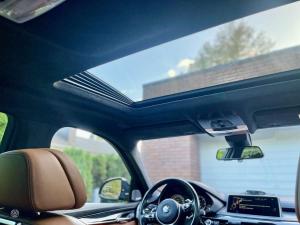 Black BMW X6 M 2015 in Siauliai, with an engine capacity of 2.99 L and mileage of 230 thousand km for 25800 €, photo 37 on AUTOMOTO.COM.LV