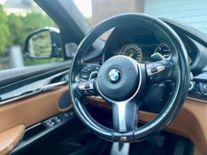 Black BMW X6 M 2015 in Siauliai, with an engine capacity of 2.99 L and mileage of 230 thousand km for 25800 €, photo 40 on AUTOMOTO.COM.LV