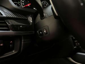 Black BMW X6 M 2015 in Vilnius, with an engine capacity of 4.40 L and mileage of 112 thousand km for 29990 €, photo 19 on AUTOMOTO.COM.LV