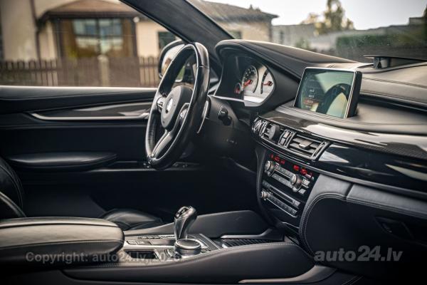 Melns BMW X6 M 2017 Rīga, ar dzinēja tilpumu 4.40 L un nobraukumu 118 tūkst. km par 29990 €, foto 10 vietnē AUTOMOTO.COM.LV