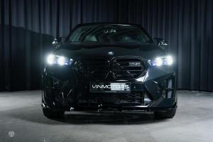 Black BMW X6 M 2022 in Vilnius, with an engine capacity of 4.40 L and mileage of 40 thousand km for 88000 €, photo 3 on AUTOMOTO.COM.LV