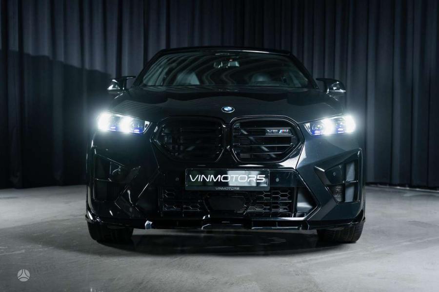 Black BMW X6 M 2022 in Vilnius, with an engine capacity of 4.40 L and mileage of 40 thousand km for 88000 €, photo 3 on AUTOMOTO.COM.LV