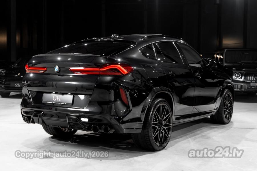 Black BMW X6 M 2024 in Riga, with an engine capacity of 4.40 L and mileage of 17 thousand km for 115000 €, photo 4 on AUTOMOTO.COM.LV