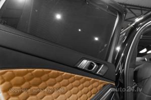 Black BMW X6 M 2024 in Riga, with an engine capacity of 4.40 L and mileage of 17 thousand km for 115000 €, photo 28 on AUTOMOTO.COM.LV