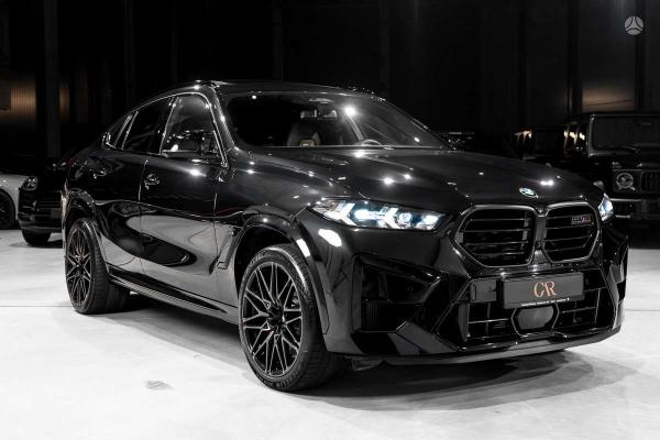 Black BMW X6 M 2024 in Riga, with an engine capacity of 4.40 L and mileage of 17 thousand km for 115000 €, photo 2 on AUTOMOTO.COM.LV