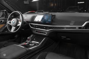 Black BMW X6 M 2024 in Riga, with an engine capacity of 4.40 L and mileage of 17 thousand km for 115000 €, photo 9 on AUTOMOTO.COM.LV