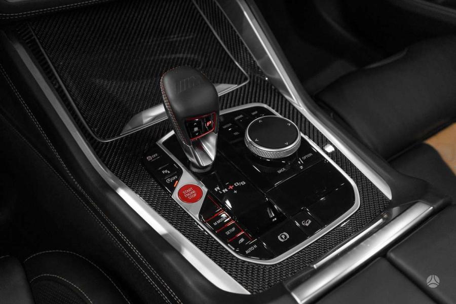 Black BMW X6 M 2024 in Riga, with an engine capacity of 4.40 L and mileage of 17 thousand km for 115000 €, photo 25 on AUTOMOTO.COM.LV