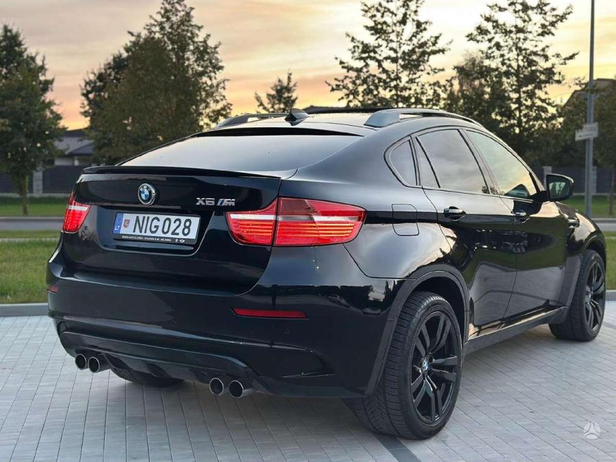 Blue BMW X6 M 2010 in Siauliai, with an engine capacity of 4.40 L and mileage of 130 thousand km for 14000 €, photo 5 on AUTOMOTO.COM.LV
