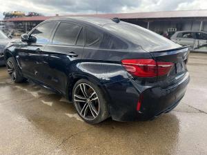 Zils BMW X6 M 2015 Kauņa, ar dzinēja tilpumu 4.40 L un nobraukumu 101 tūkst. km par 10228 €, foto 5 vietnē AUTOMOTO.COM.LV