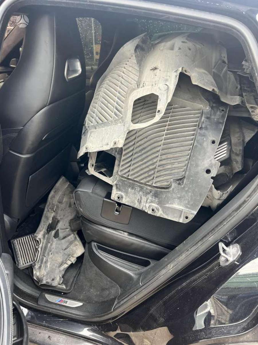 Zils BMW X6 M 2015 Kauņa, ar dzinēja tilpumu 4.40 L un nobraukumu 101 tūkst. km par 10228 €, foto 17 vietnē AUTOMOTO.COM.LV