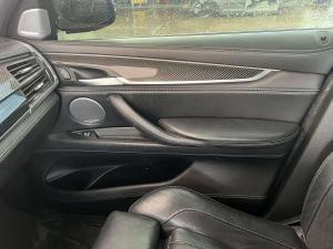 Zils BMW X6 M 2015 Kauņa, ar dzinēja tilpumu 4.40 L un nobraukumu 101 tūkst. km par 10228 €, foto 22 vietnē AUTOMOTO.COM.LV