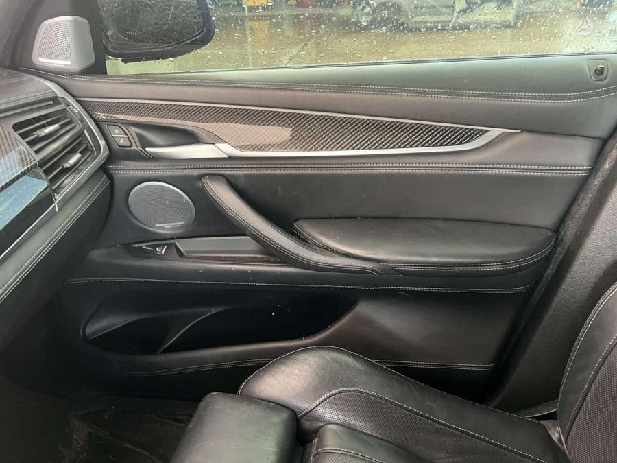 Zils BMW X6 M 2015 Kauņa, ar dzinēja tilpumu 4.40 L un nobraukumu 101 tūkst. km par 10228 €, foto 22 vietnē AUTOMOTO.COM.LV