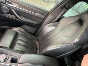 Zils BMW X6 M 2015 Kauņa, ar dzinēja tilpumu 4.40 L un nobraukumu 101 tūkst. km par 10228 €, foto 27 vietnē AUTOMOTO.COM.LV