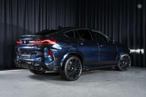 Zils BMW X6 M 2022 Viļņa, ar dzinēja tilpumu 4.40 L un nobraukumu 66 tūkst. km par 69999 €, foto 5 vietnē AUTOMOTO.COM.LV